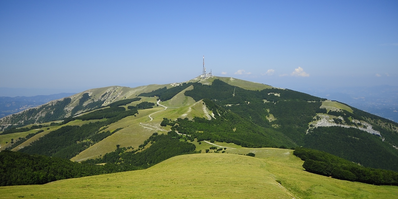 Giro Women 2025, partenza da Fermignano e arrivo sul Monte Nerone ...